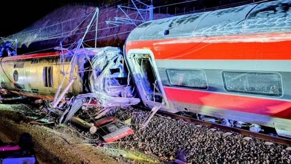 Tren en España: la foto de un riel roto podría ayudar a esclarecer causas