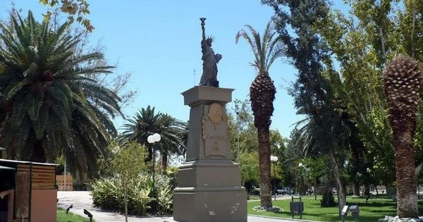 Pocito celebra el 8M con un espectáculo musical de gran magnitud