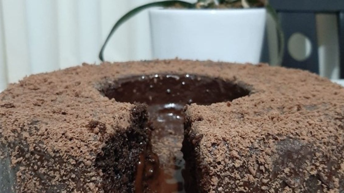 El postre definitivo: torta volcán de chocolate y brigadeiro viral