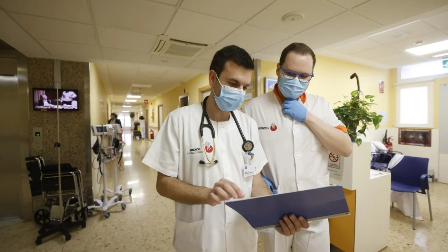 Dejarán de exigir la matrícula provincial para personal de salud y con ...