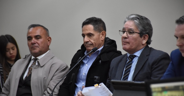 Mario Parisí pidió la prescripción de su causa por violencia de género