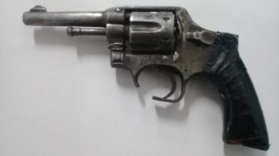 Menor con arma de fuego fue detenido en plaza de Chimbas