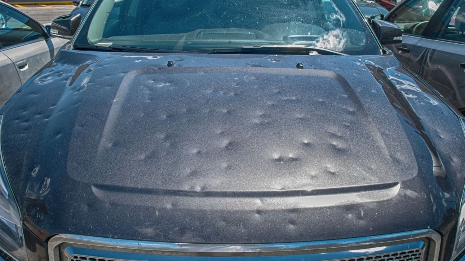 Reparar un auto abollado por el granizo varía $300.000 y $7 millones