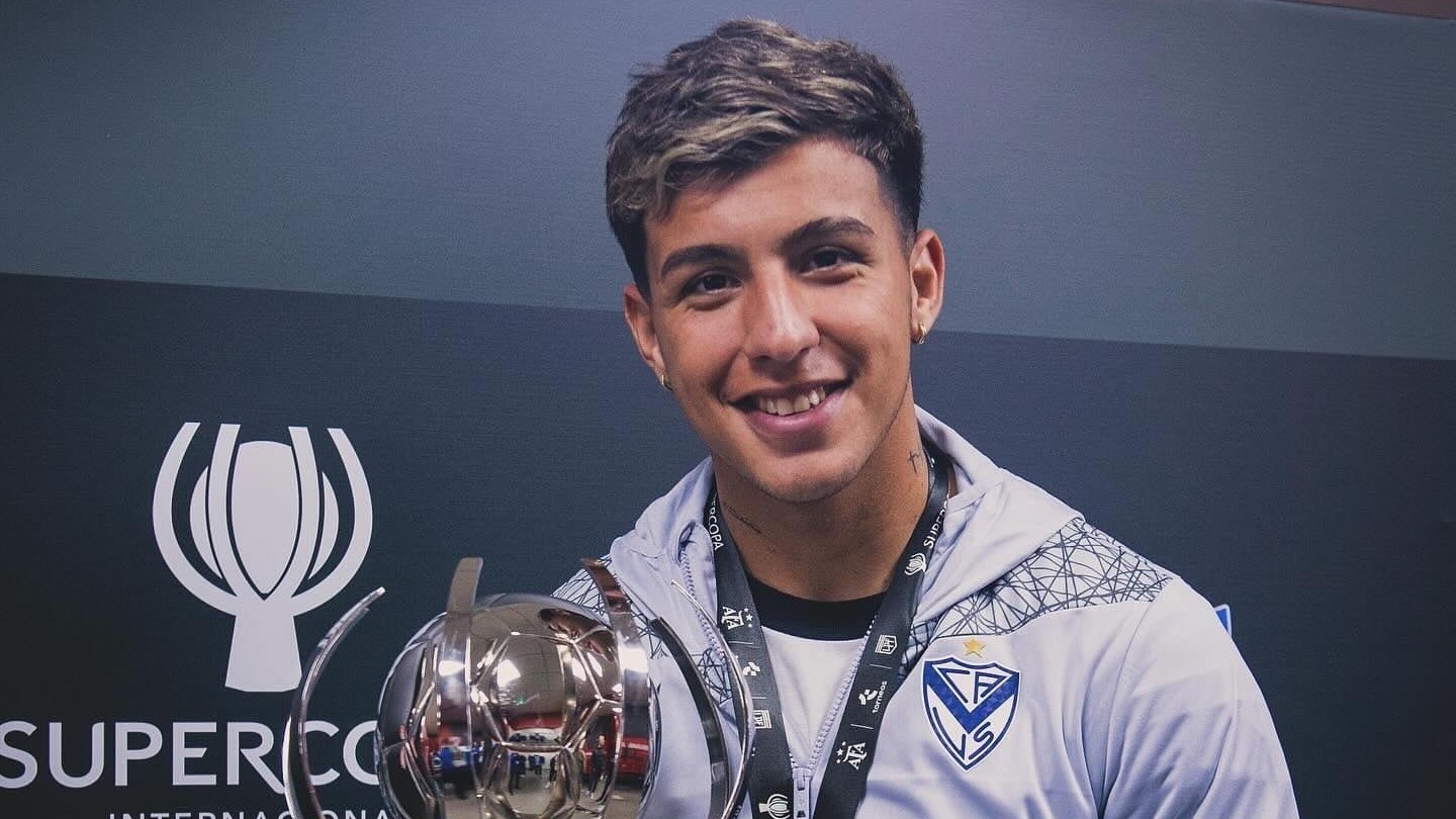 El amor llegó a Vélez: Thiago Silvero e Indiana Cubero, romance confirmado